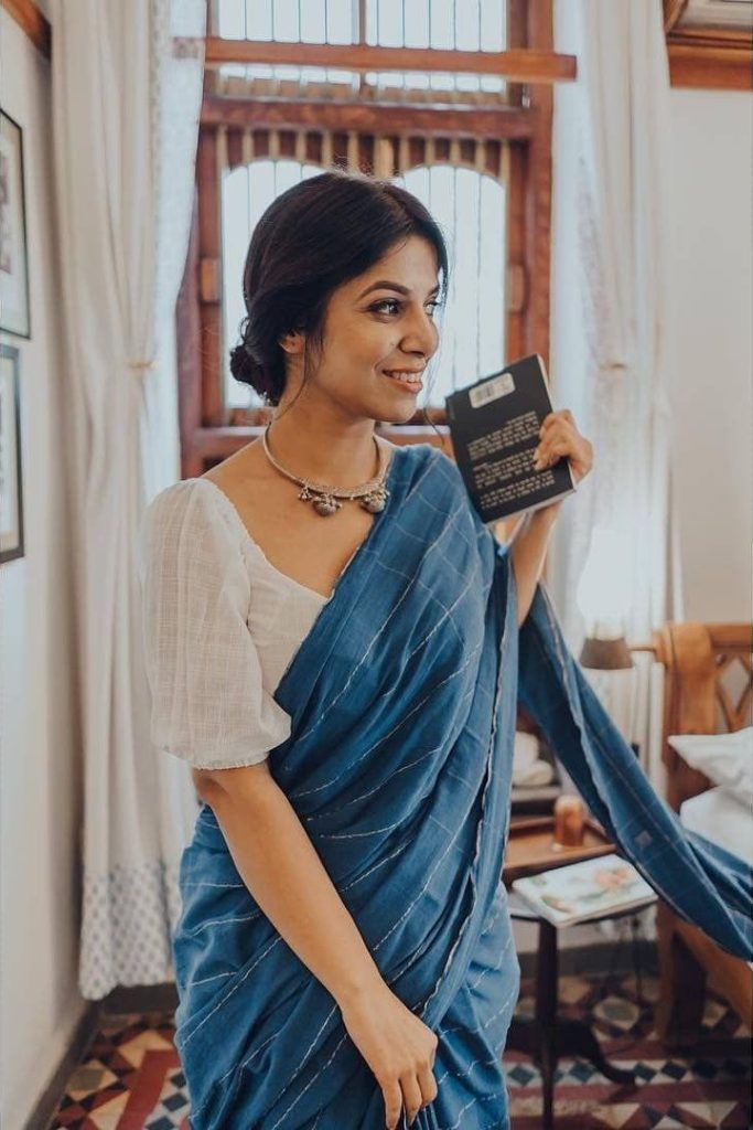 Handloom Saree Blouse Design: Traditional Elegance for Modern Women