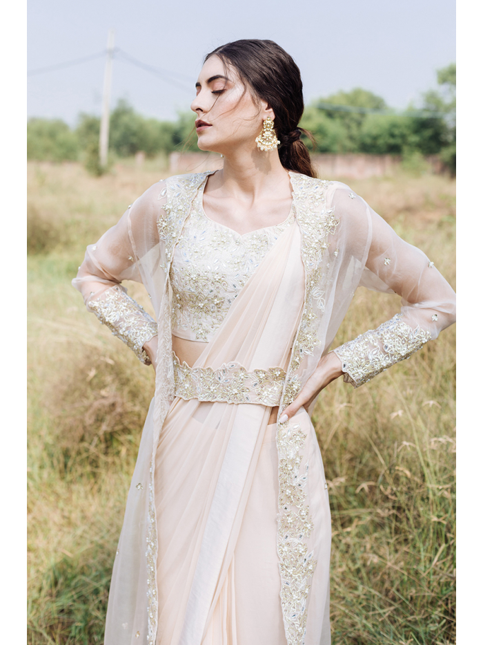 Latest Party Wear Saree Blouse Designs for Stylish Look Latest Party Wear Saree Blouse Designs for Stylish Look