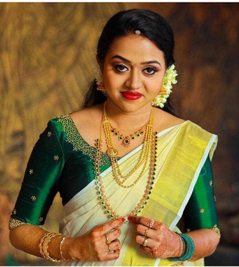 Top 25+ Most Famous Kerala Saree Blouse Designs Front And Back