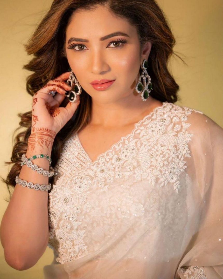 Simple Moti Work Blouse Designs for Saree and Lehenga