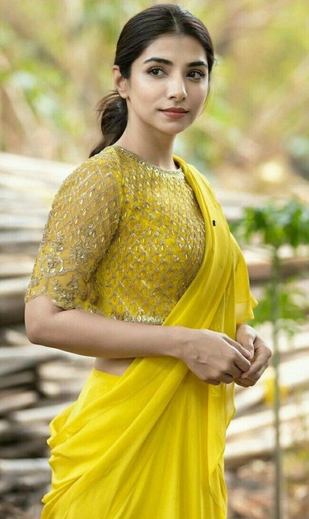 Top 27 Stylish Pattern Blouse Designs to Rock with Sarees and Lehengas