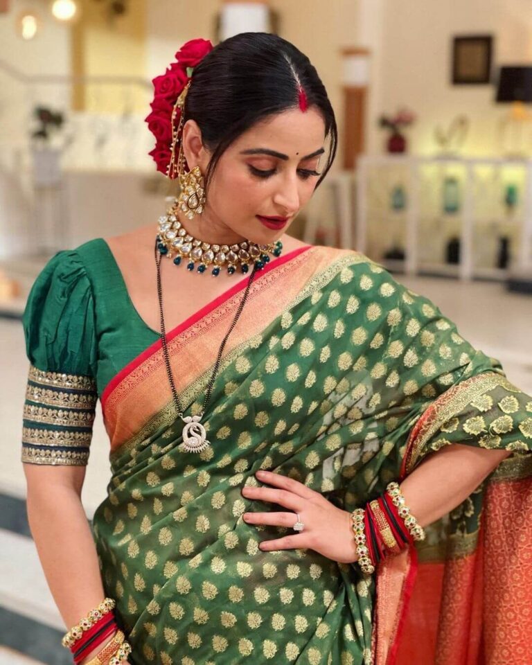 Top 20 Nauvari Blouse Designs for a Perfect Maharashtrian Look