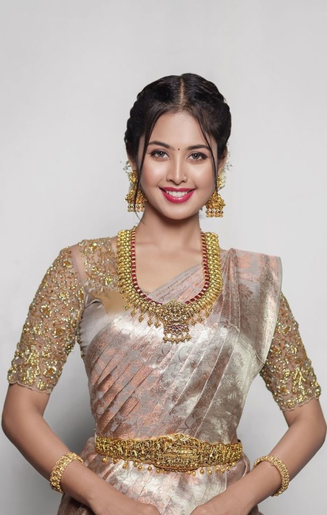 Top 15 Latest Half Hand Blouse Designs for a Stylish Saree Look