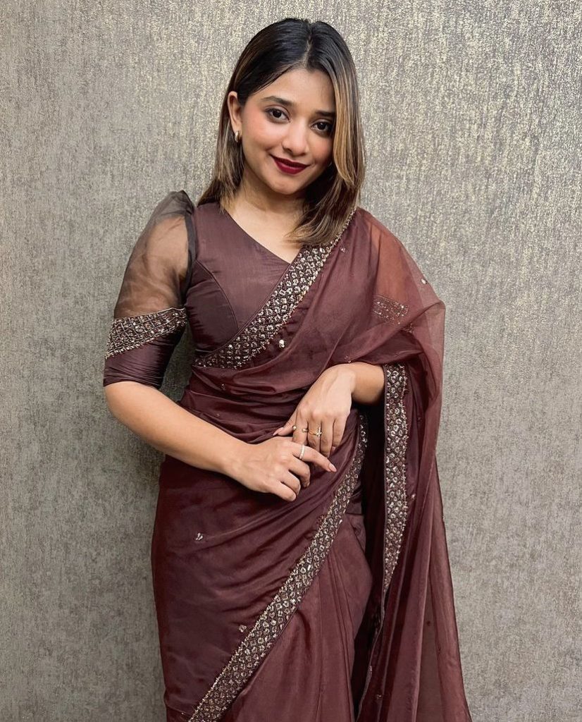 Top 15 Latest Half Hand Blouse Designs for a Stylish Saree Look