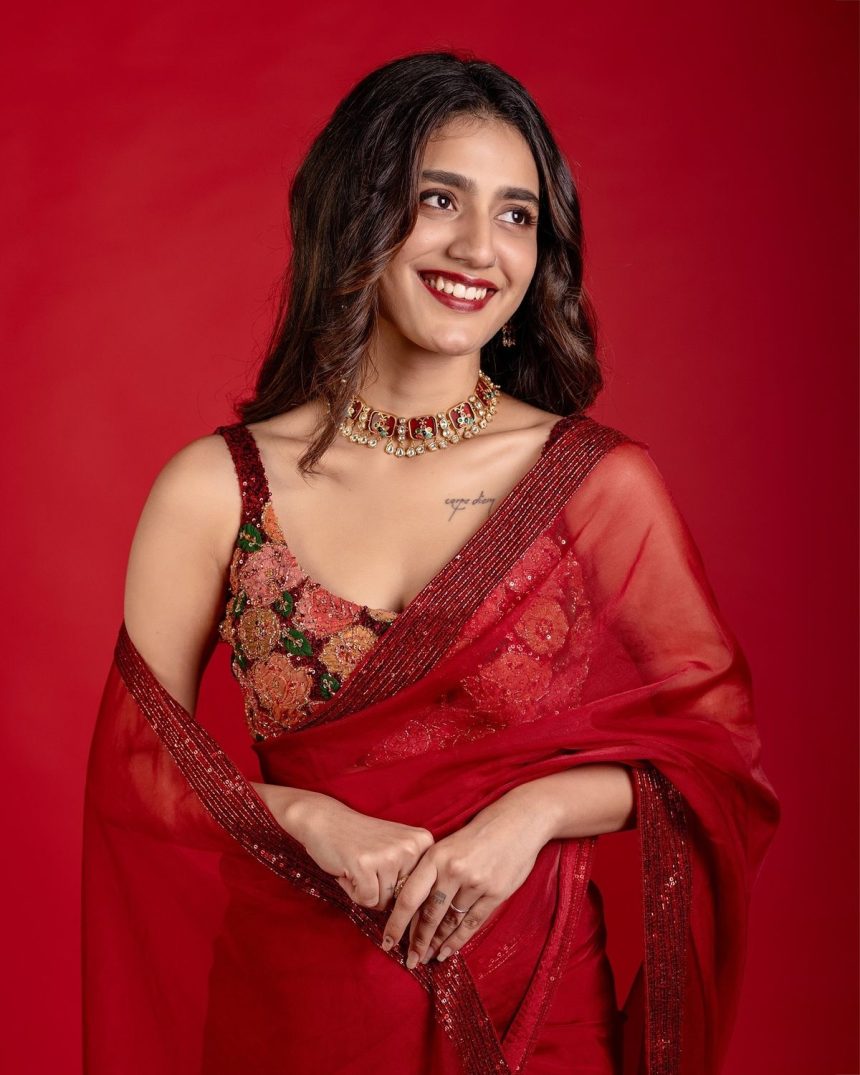 Top 10 Trending Blouse Designs Images You Need for Inspiration